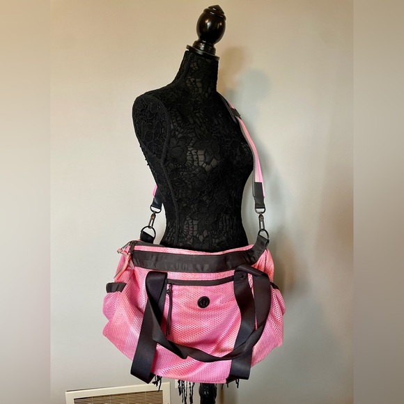 lululemon athletica | Bags | Lululemon Duffle Bag In Rare Opulent ...